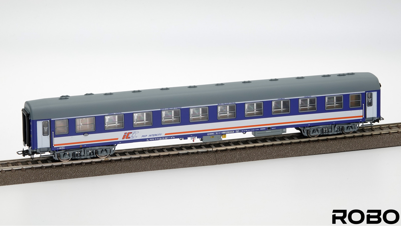 244211 - PKP Intercity couchette, Warszawa Grochów station, model with ...