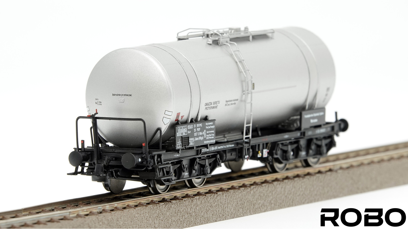 120461- Freight tanker wagon type 406Rb P.E.C., PKP
