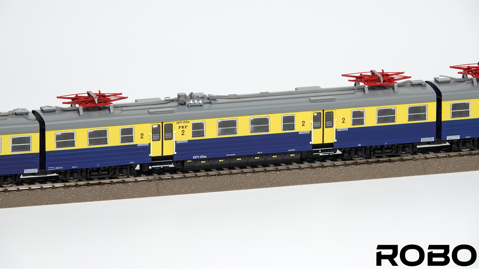 410300JE - EN71-010 PKP MD Sucha Beskidzka station, digital version with ESU driving decoder and ...